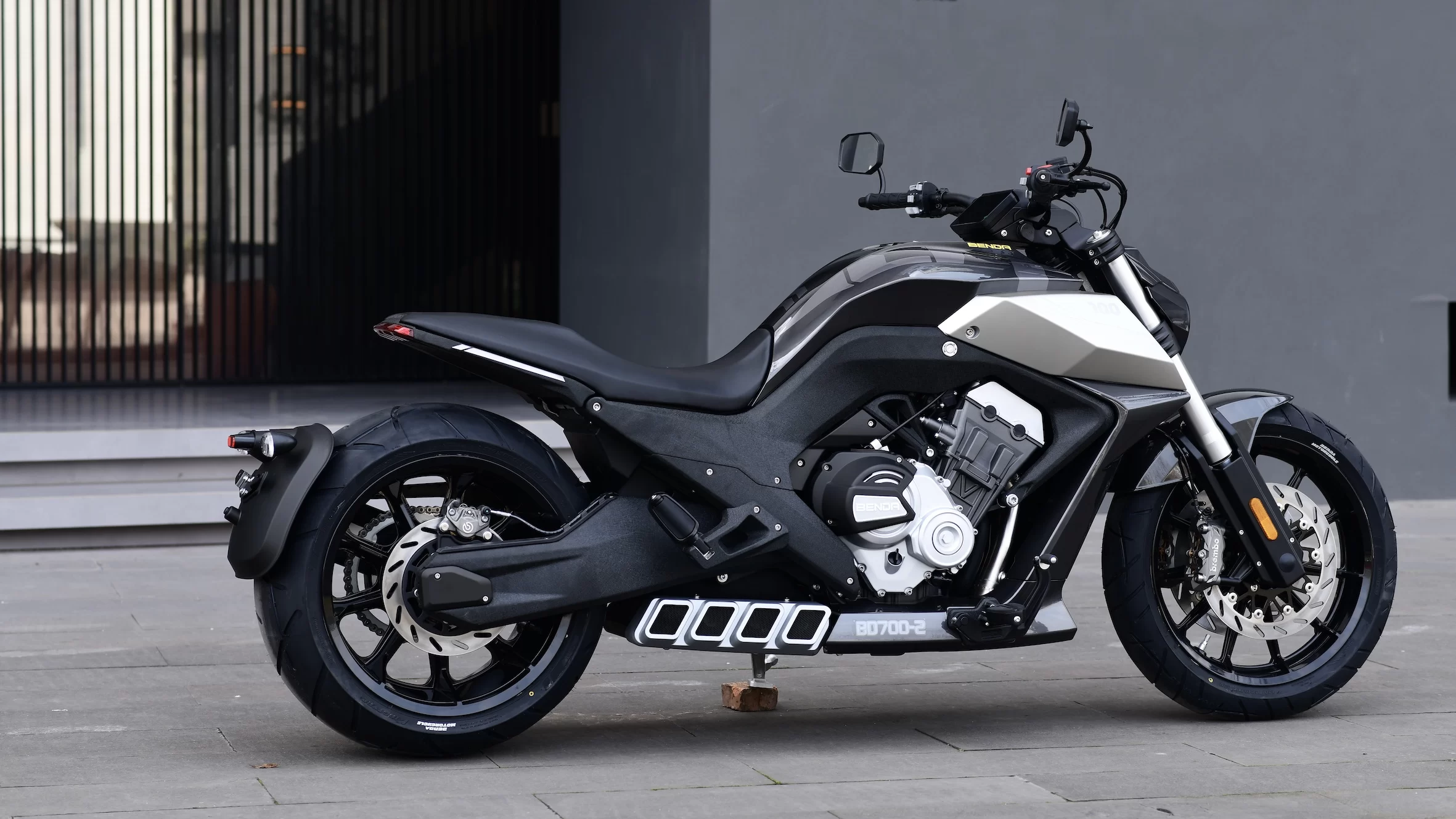 Who Rides Benda? The Diverse Faces of Modern Motorcycle Enthusiasts